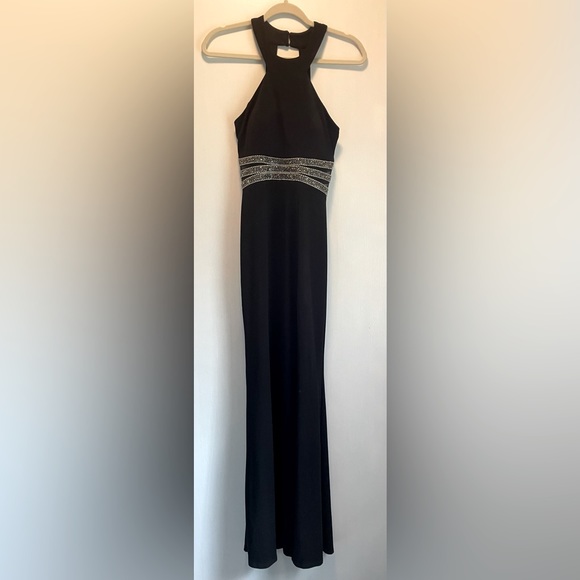 Speechless | Dresses | Formal Sleek Line Halterneck Gown | Poshmark
